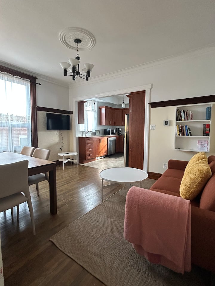 Top Floor 2bed 2 Balcony In Lower Ndg - Montreal