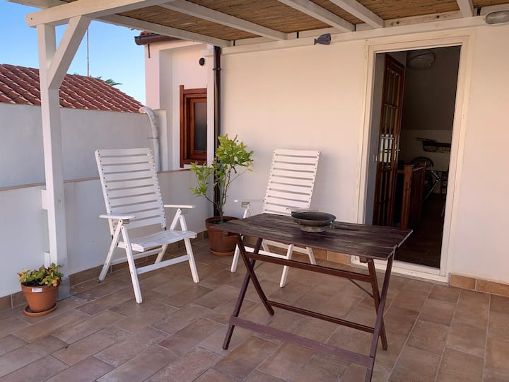 La Terrazza Di Pat:appartamento+terrazza In Centro - Carloforte
