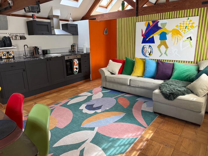 Contemporary Arti Studio - 린드허스트