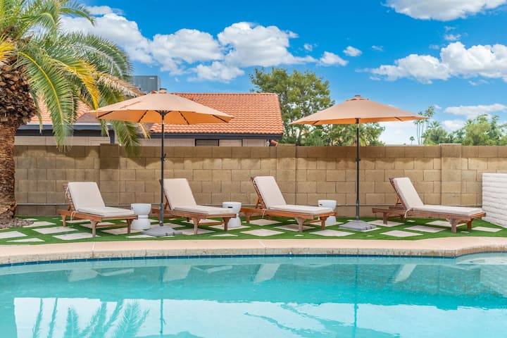 Desert Palm Az: 4br | Pool | Golf | Games+ - Paradise Valley, AZ