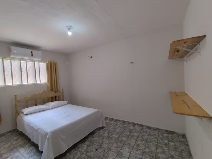 Casa Com Dois Quartos Perto Da Praia De Pn - Natal