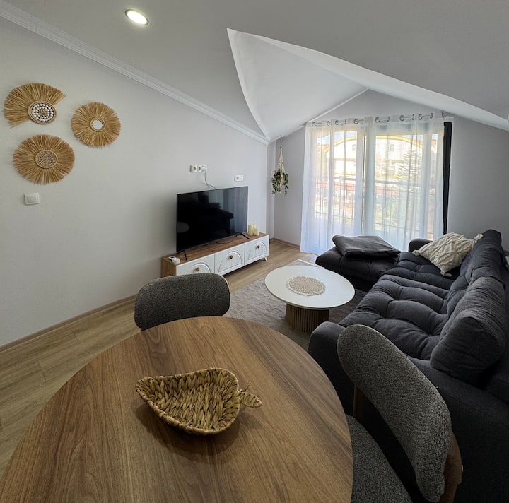 Moderne 2 Zi-wohnung Mit Poolblick & Strandnähe - Manavgat