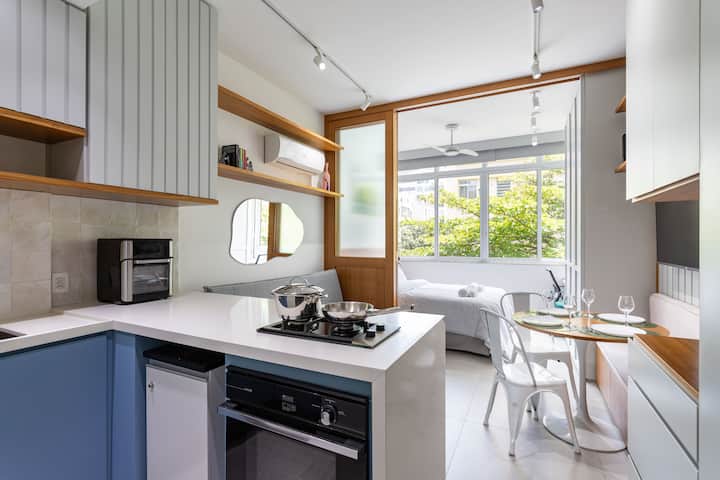 Curtaarpoador: Studio Aconchegante No Posto 6 - Brazil