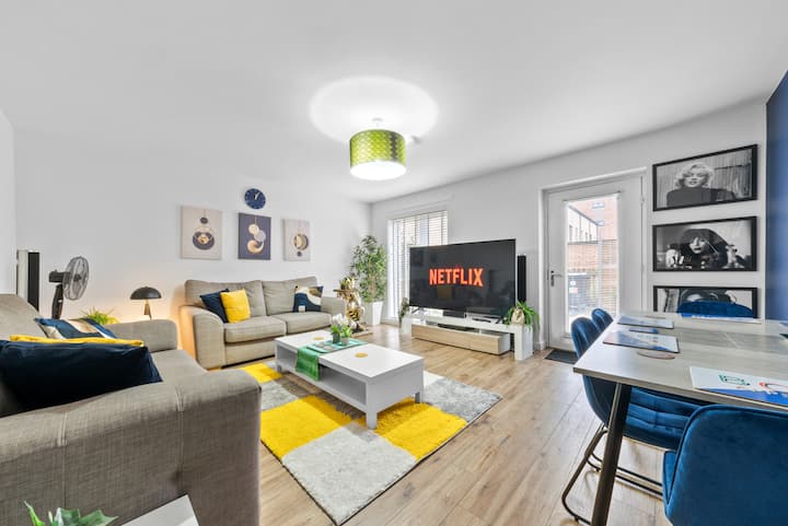 3-bed City Centre Townhouse W/garden & Parking - グラスゴー