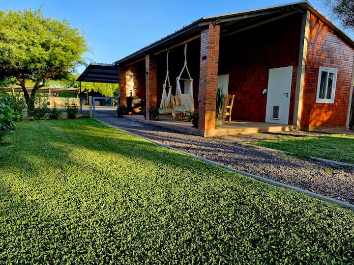 Mini Hogar Tranquilo Con Parking - Paraguay