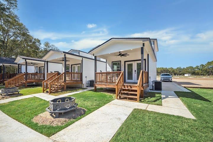 Briarwood Cottage #1 - Magnolia, TX