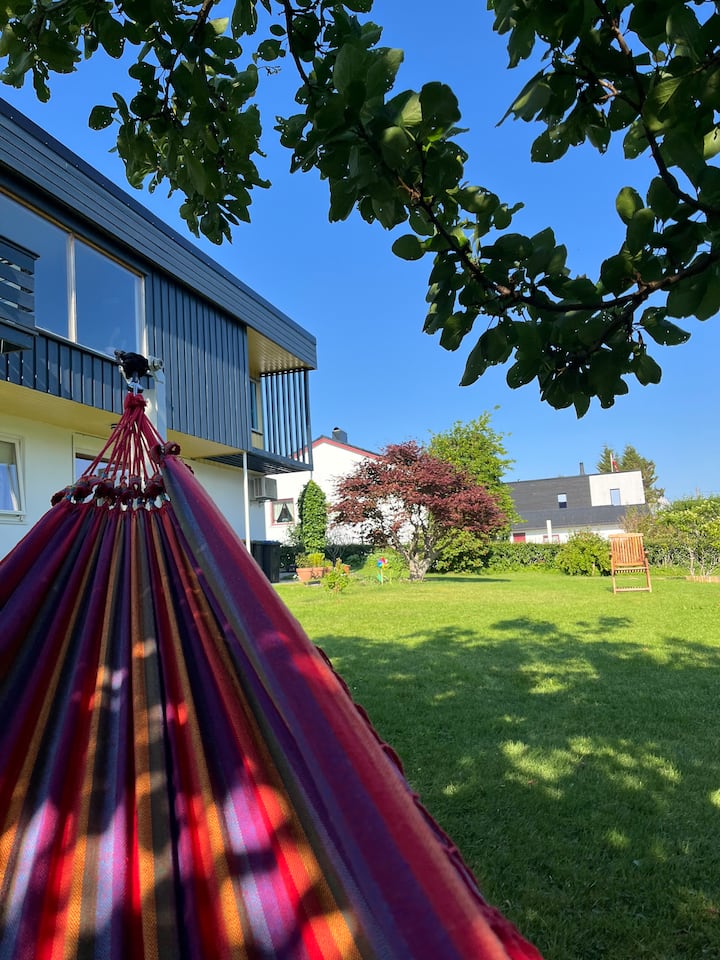 Appartement Cosy Et Familial Avec Jardin - Alesund