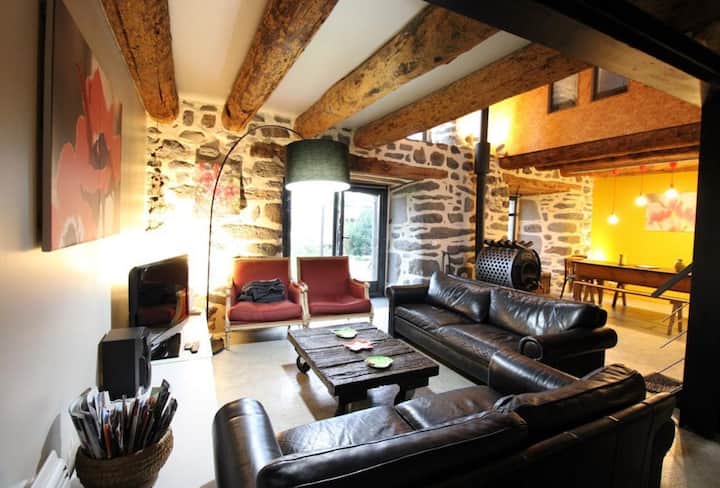Gîte De Charme Avec Piscine Cantal - Cantal