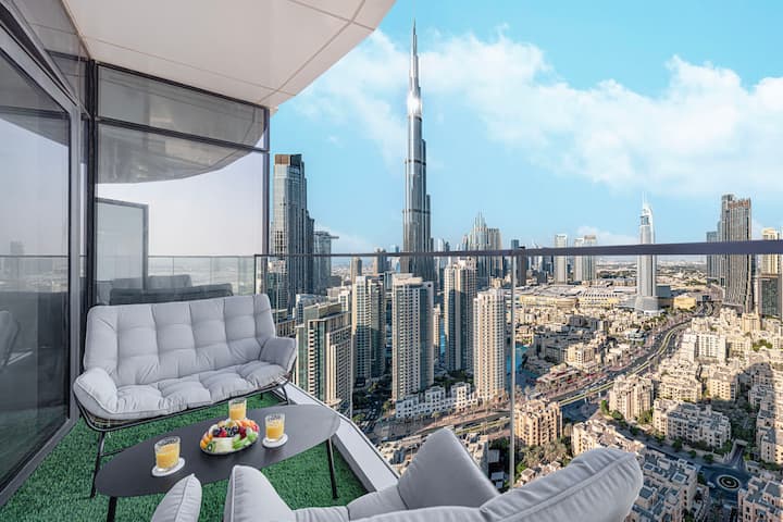 Mahogany | Burj Khalifa View & Central | 4br 16pax - Dubai