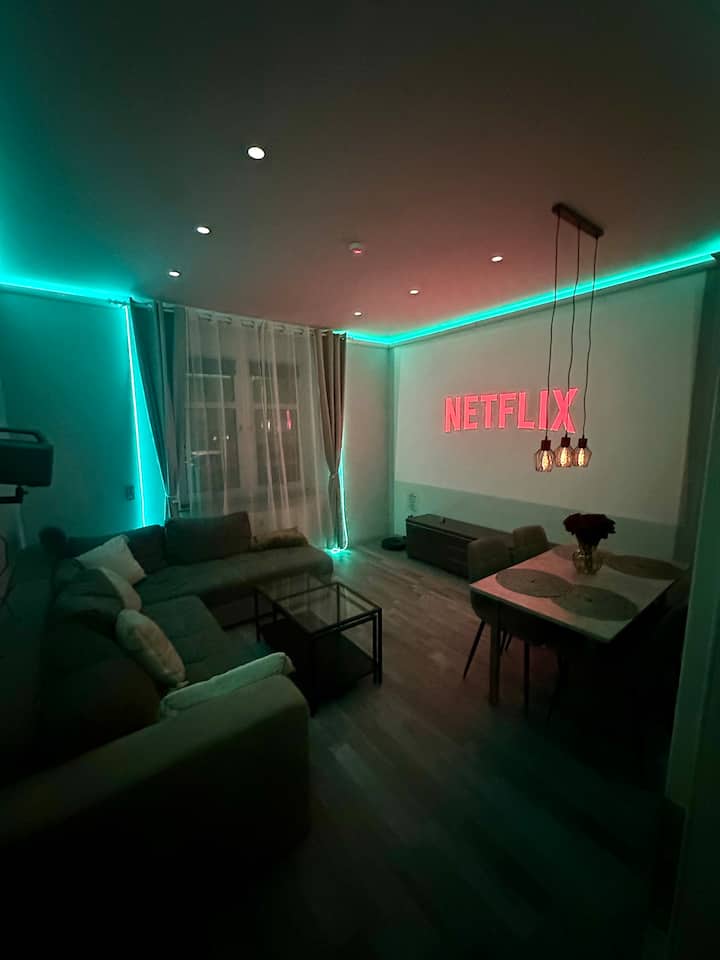 Stylish Home Theater Apartment 1 - Kreuztal