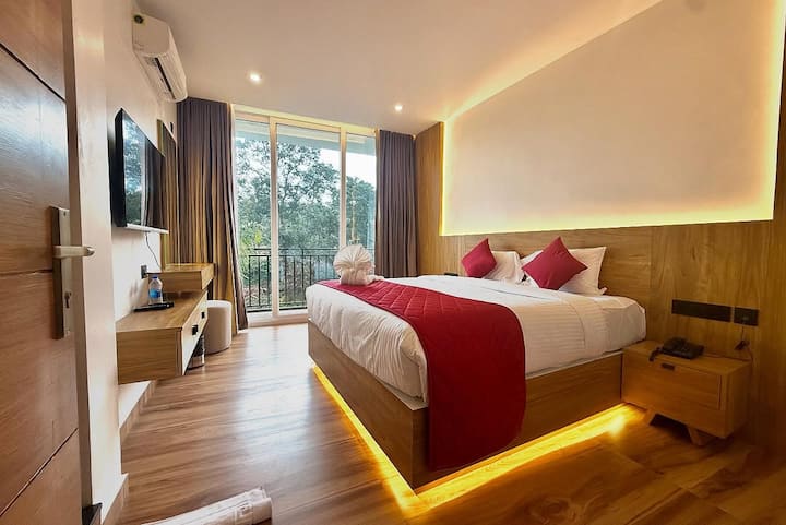 Premium Deluxe Room
Deluxe River View Room - Pala