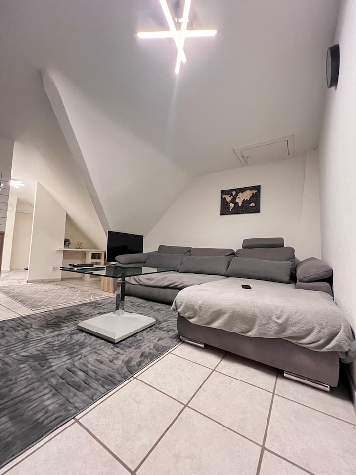 Helle & Moderne Wohnung Im Zentrum - Euskirchen