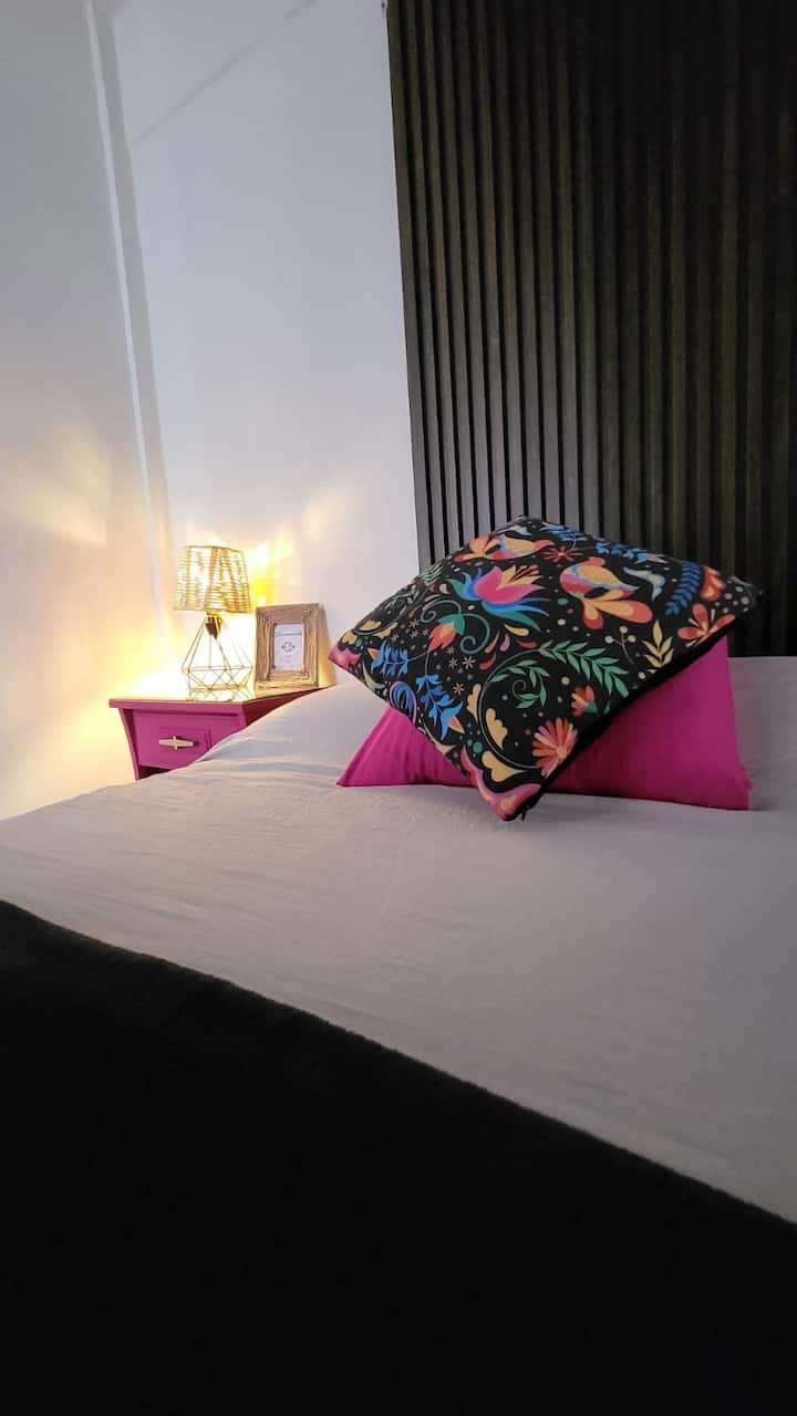 Ome-habitación Céntrica Con Entrada Independiente. - Orizaba