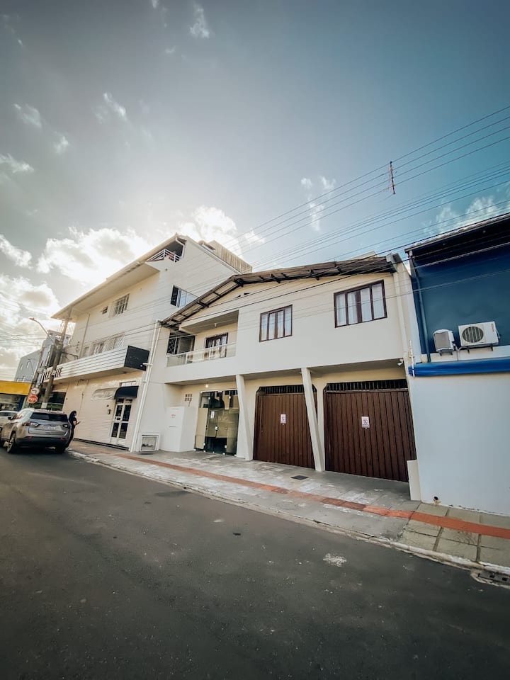 Casa Ampla Com 5 Quartos - Balneário Camboriú