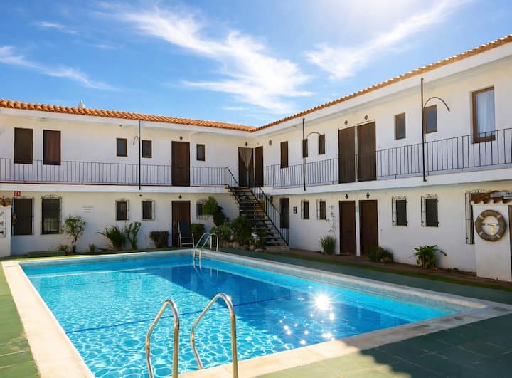 Studio Près De La Mer Avec Piscine · Els Griells - L'Estartit