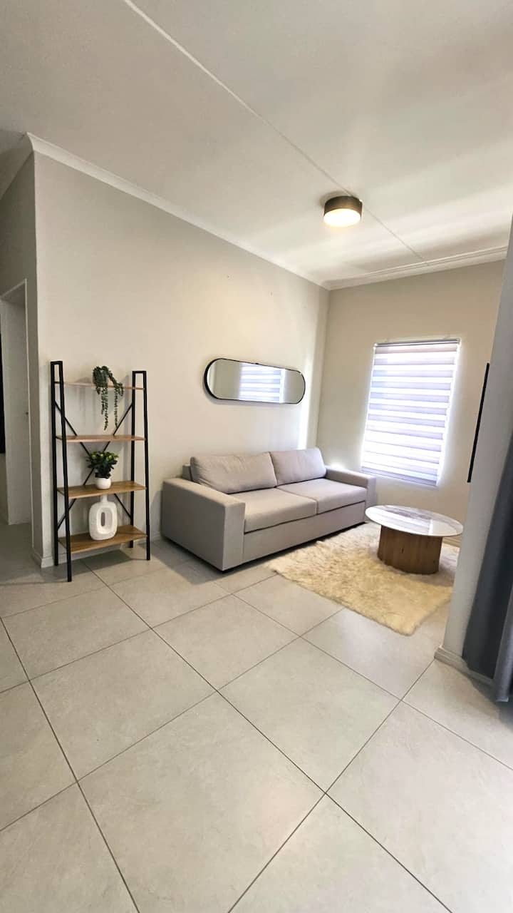 Blissful Urban Hideaway - Midrand
