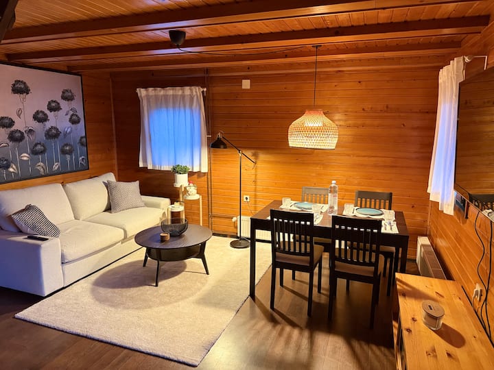 Charming Log Cabin In Ljubljana + Parking - Ljubljana