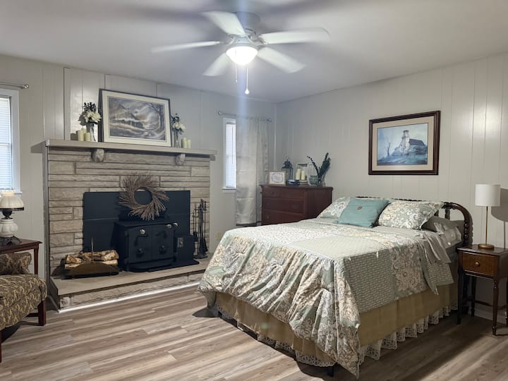 The Gilly House - Berea, KY