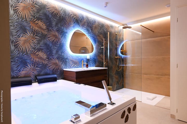 Suite Emeraude Sauvage - Balnéo Double Et Sauna - Gémenos