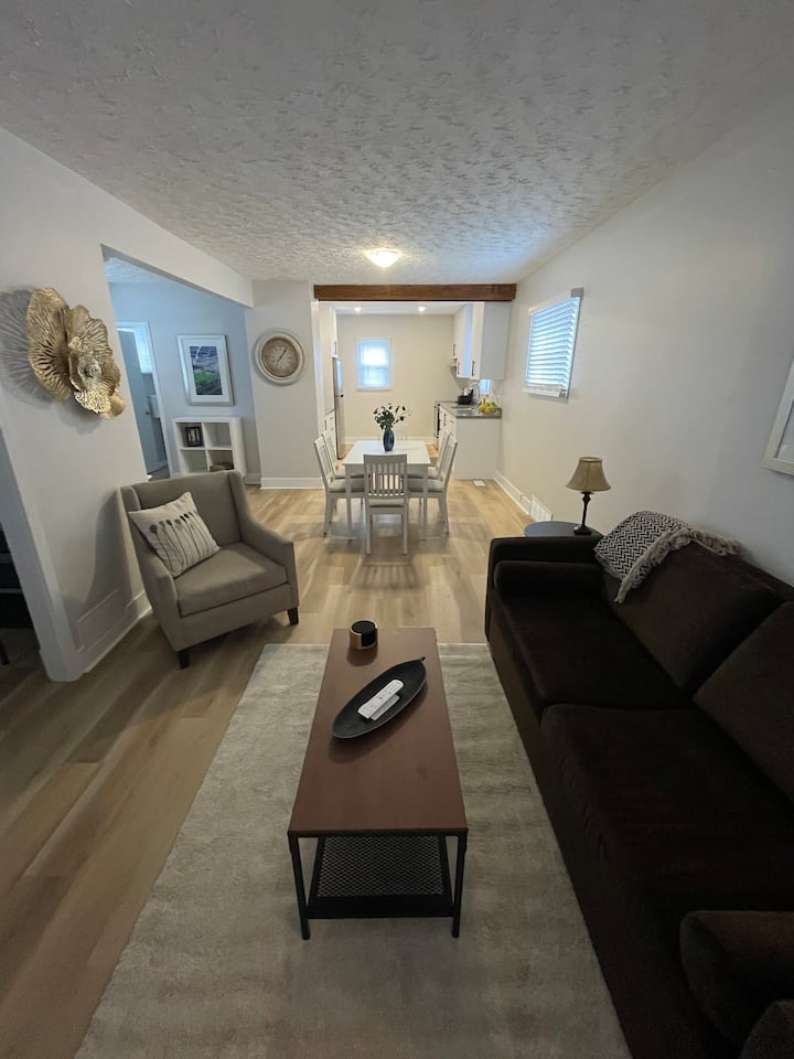 Vacation Home At Clifton Hill - Niagara Falls