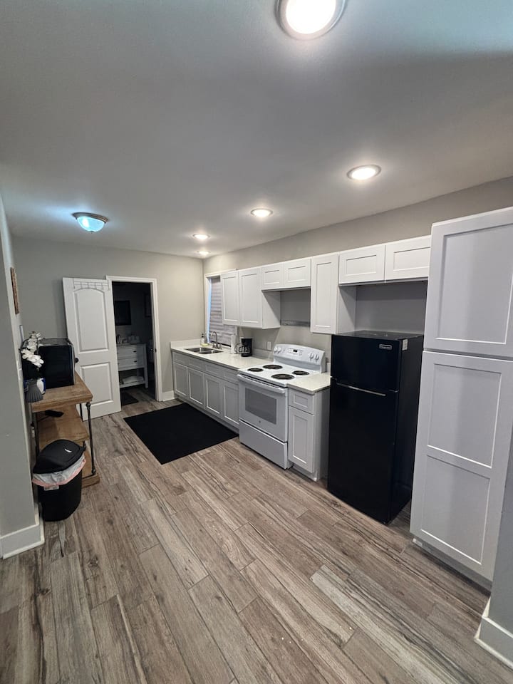 1br,1ba,new Build,5msy,15nola, Extra Bed, Cozy, - Kenner, LA