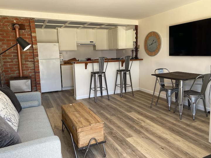 Coastal Bliss: Charming 1-br Unit On The Coast - Pismo Beach, CA
