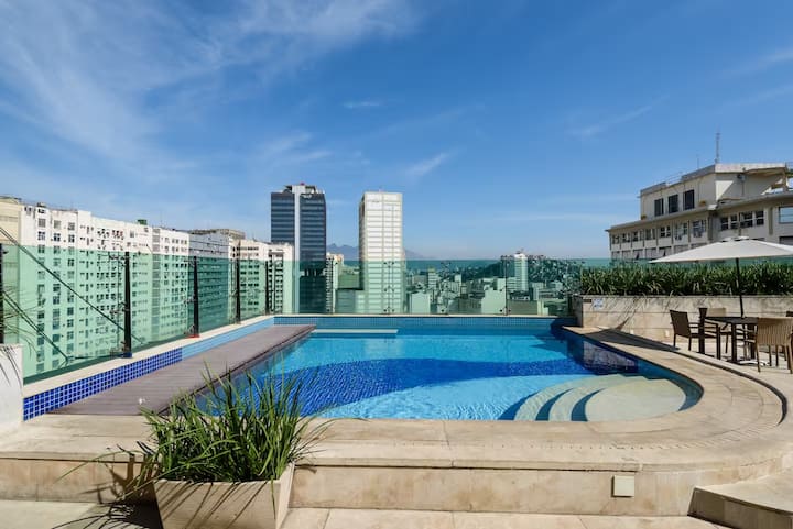 Elegant Studio – Pool & Rooftop With A View - Rio de Janeiro