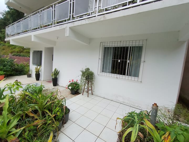 Casa No Vale Do Itajai: Proximo Ao Sesi E Centro. - Blumenau