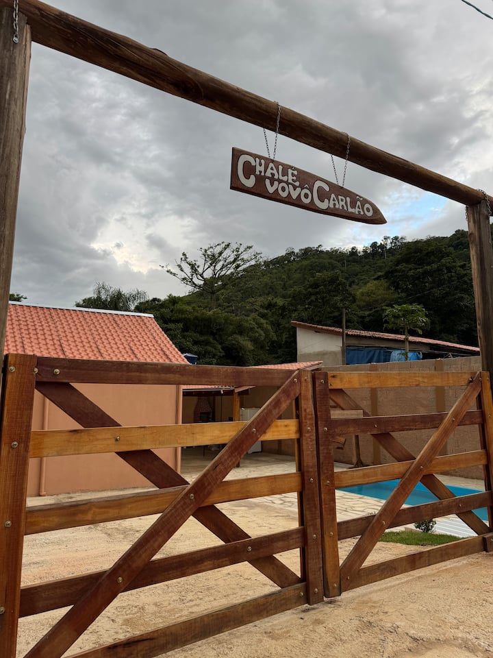 Chalé Vovô Carlão – Seu Refúgio Perfeito! - Socorro