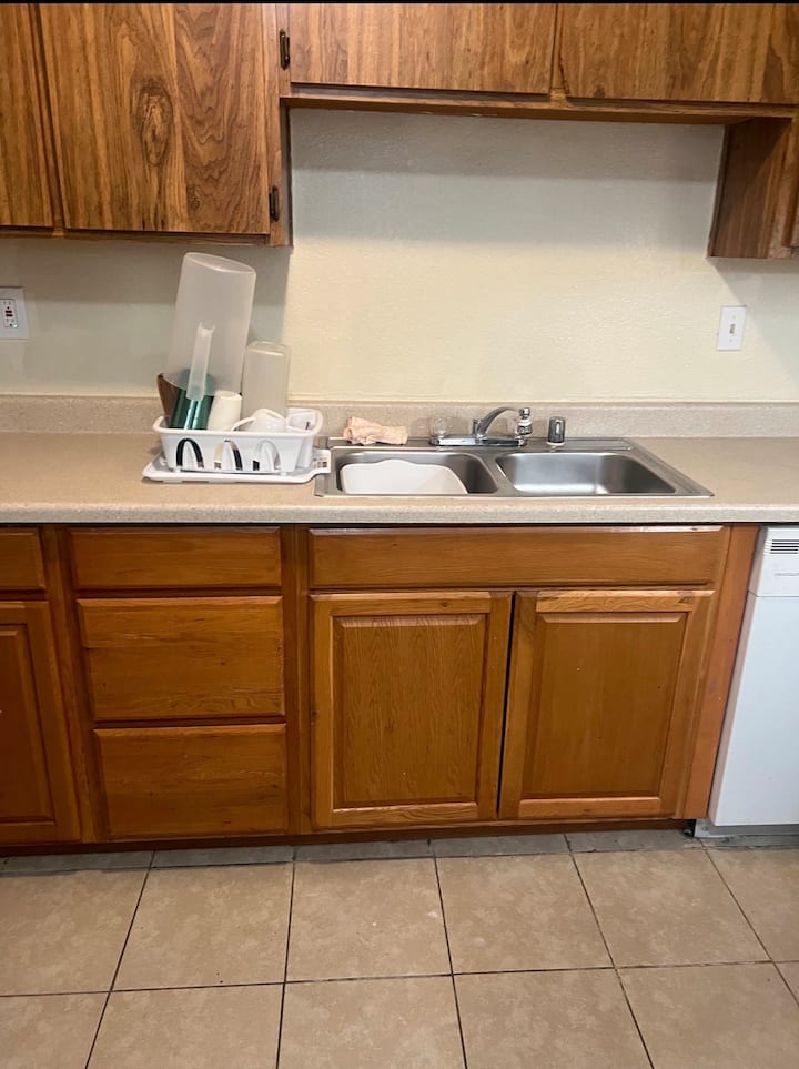 Beautiful Spacious Place In Antioch - Antioch, CA