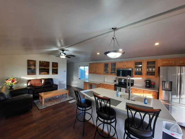 Seclusive Hideaway House On Your Own Acre Lot! - Queen Creek, AZ