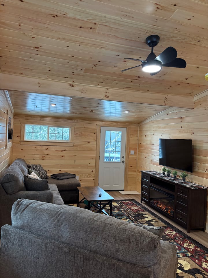 Cozy Cabin • Ride To Trails • Close To Town - Old Forge, NY