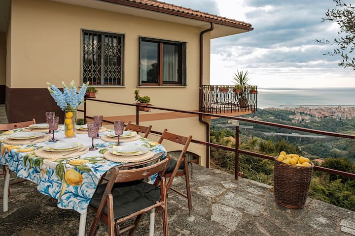 The House Of Freedom - Sestri Levante