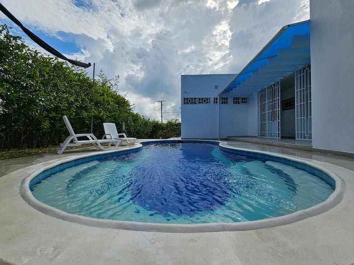 Hermosa Casa De Campo El Refugio - Carmen de Apicalá