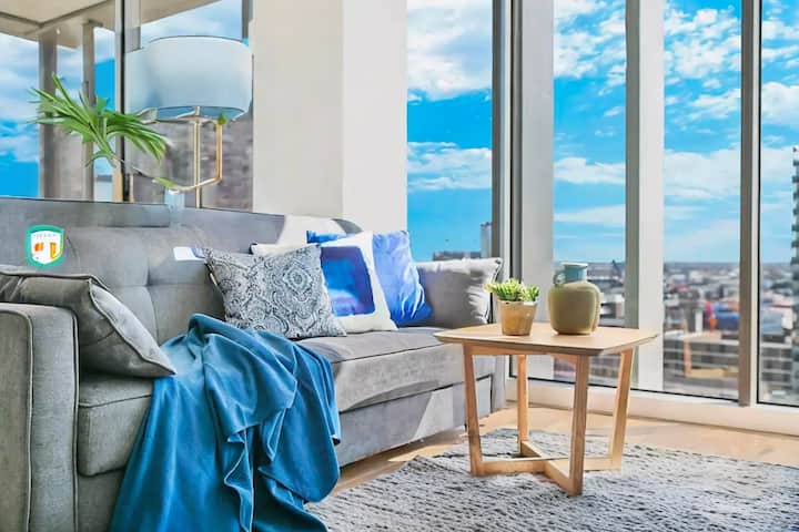 Skyview Near Cbd! Doorsteps To Everything You Need - Sydney
