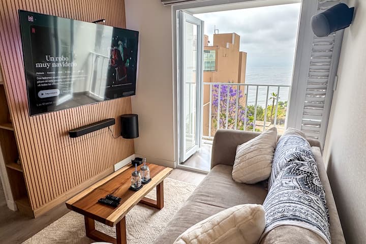 Luxury Tech Apt With Ocean View | 707 - Peru