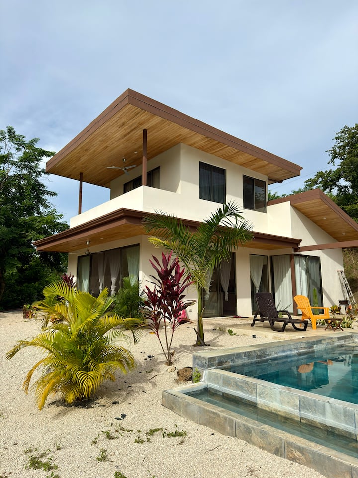 Honey's Villas (Studio Apt.) - Costa Rica