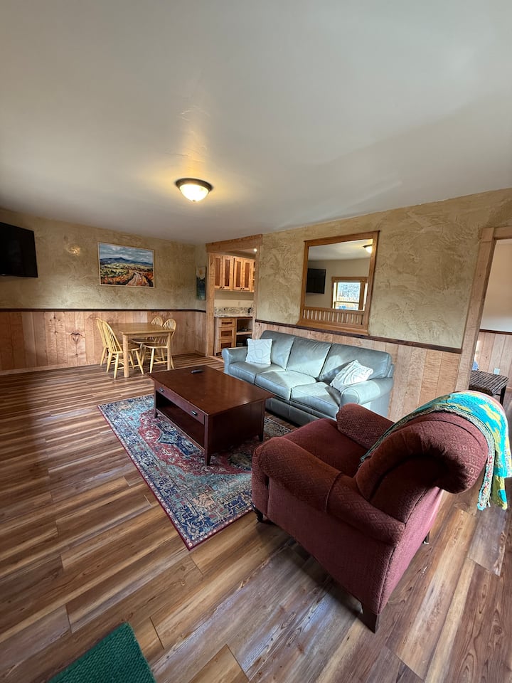 Downtown Retreat - Bend, OR