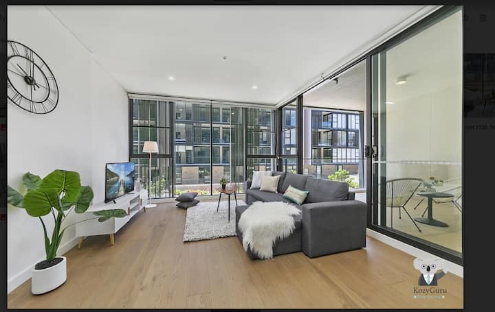 Oasis Near Cbd, Green Square Station & Everything - Rosebery