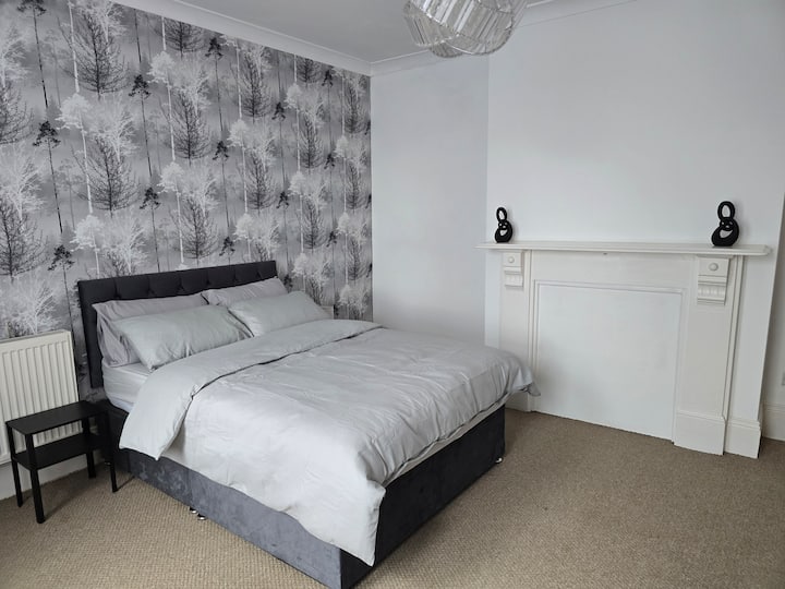 Place Like Home - Emsworth