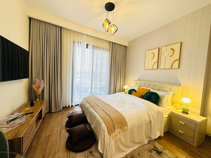 Airport West Luxe Studio Retreat - Accra