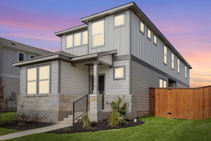 Beautiful Happy Home - Round Rock, TX