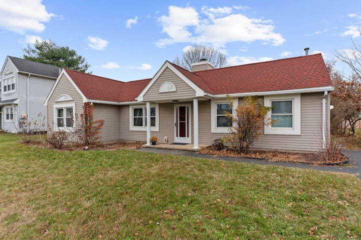 Willow Haven 2br Cozy Retreat, Close To Hartford - Connecticut