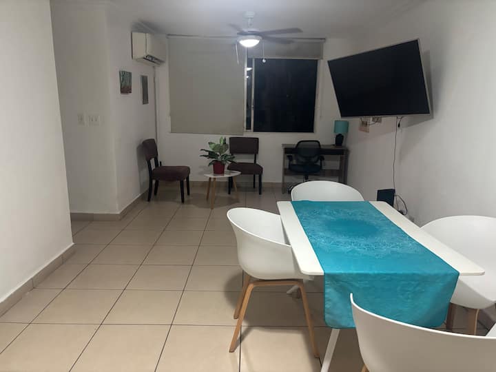 Hermoso, Cómodo Y Céntrico Apartamento. - Panama