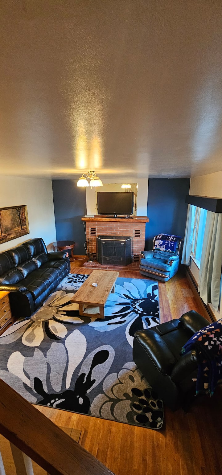 Smittys' Cozy Corners A 4-bedroom Home. - Kinzua Bridge State Park, Mt Jewett