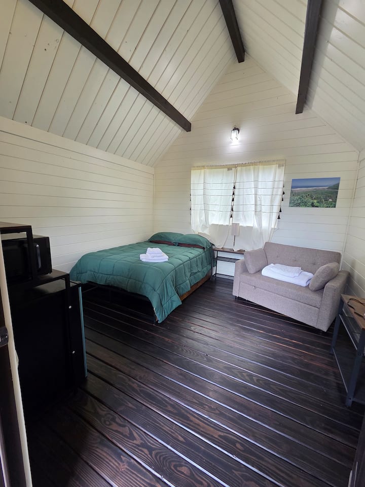 C-8 Resort A Frame Cabin - Arcata, CA