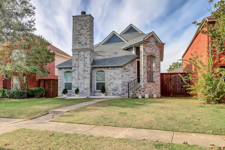 Charming German-style Home With Private Hot Tub - Frisco, TX