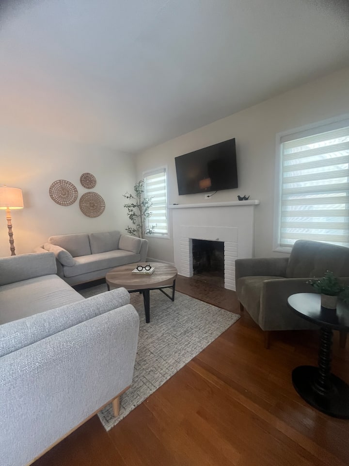 Hickory Haven - Heart Of Aksarben! - Omaha, NE