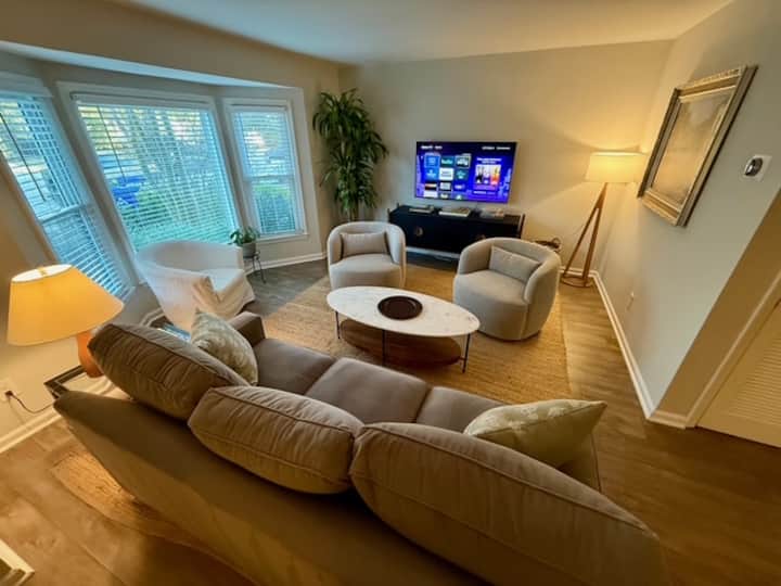 3 Bedroom Town Home In South Mt. Pleasant - 마운트 플레즌트