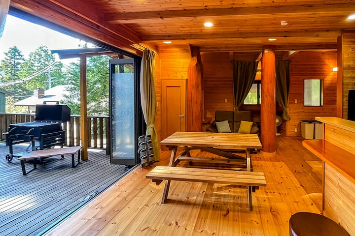 広いデッキでBbqを楽しむ癒しの貸別荘 - 亀岡市